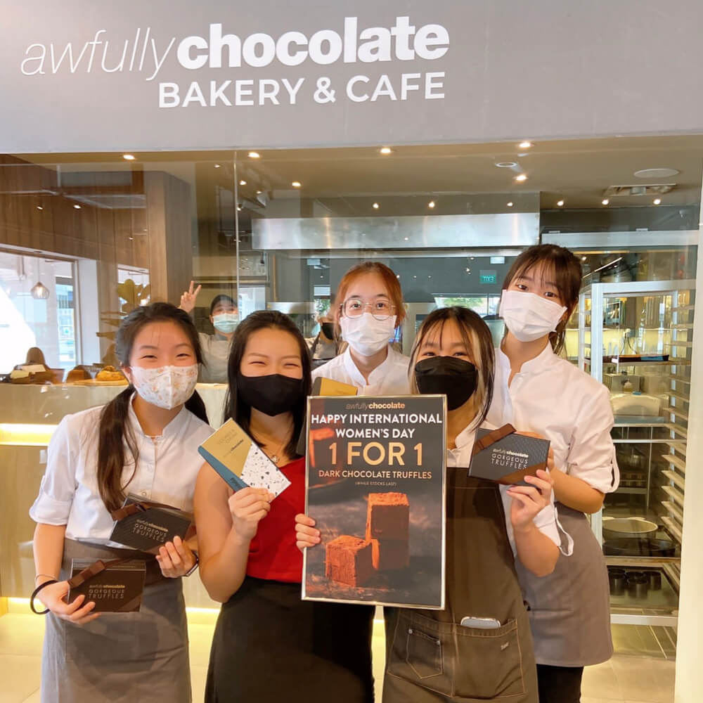 Awfully Chocolate | Shop Famous Chocolate Cake Online With Delivery in ...