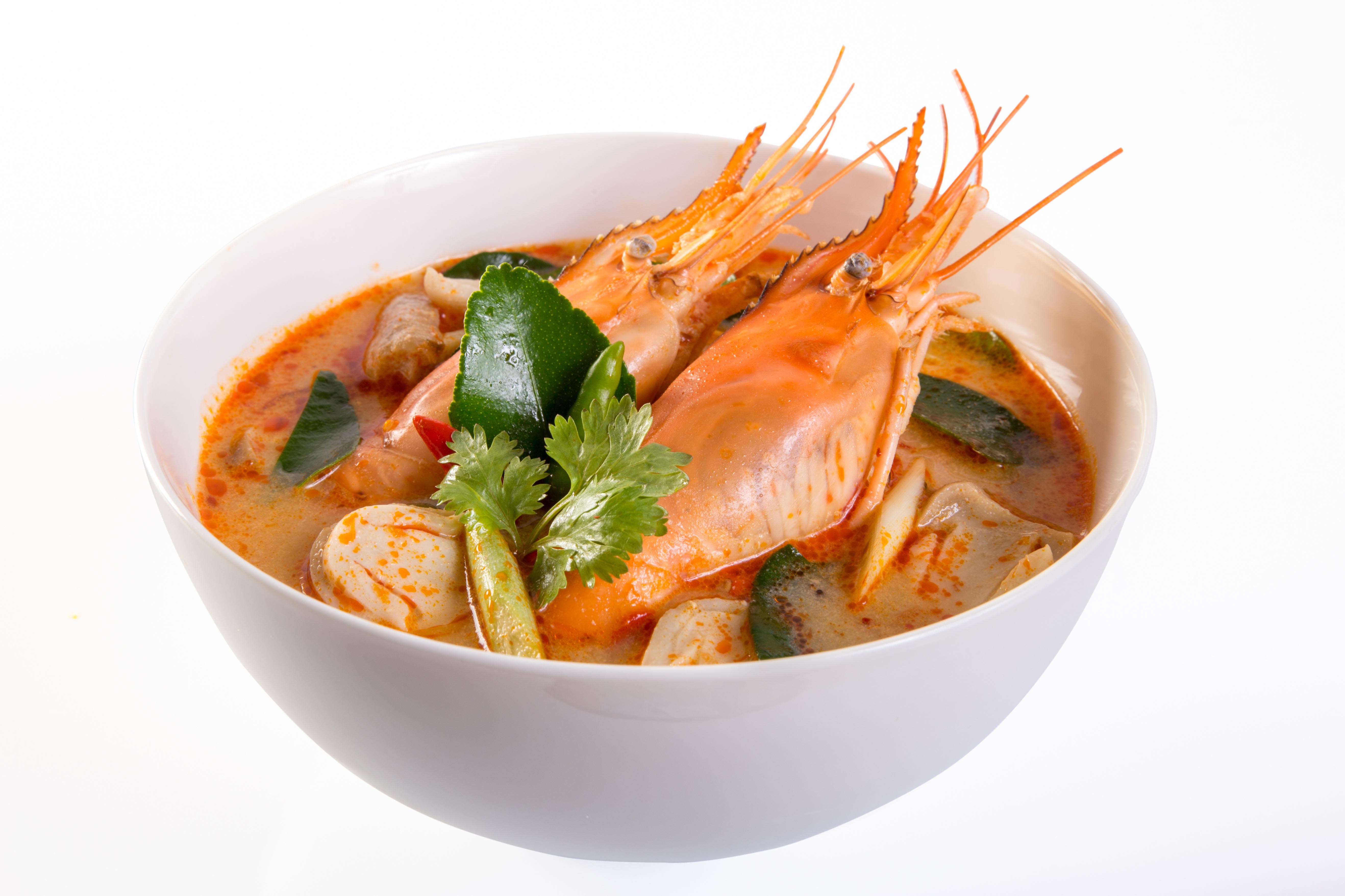 CS4.Red Tom Yum Soup with Seafood
